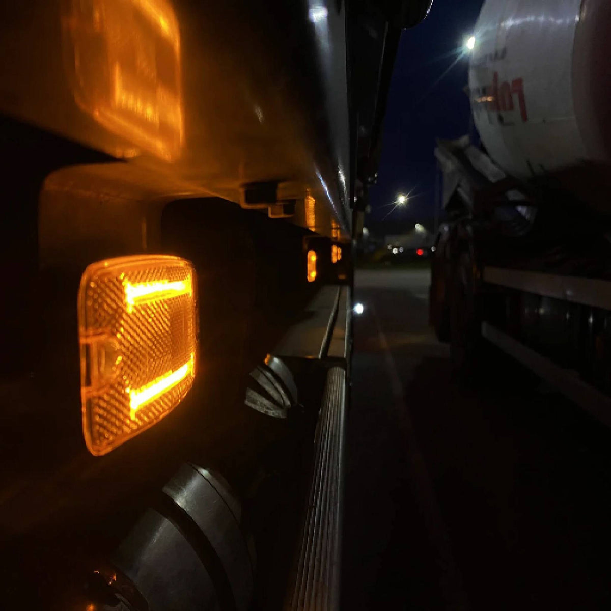 Position / marker light fiber optic LED with reflex – The 5th Wheel ...